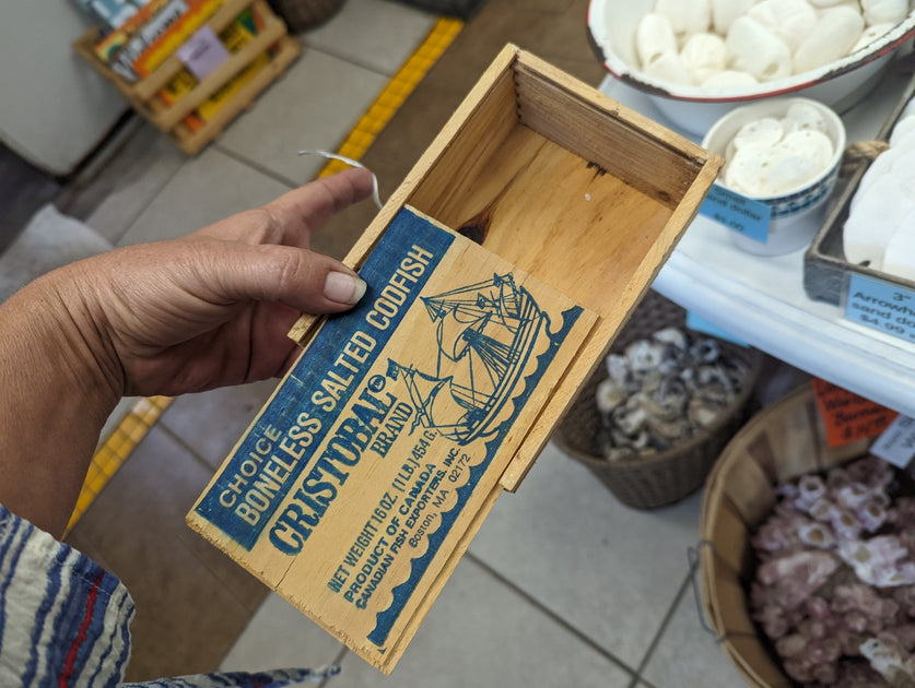 Vintage Cristobal Salted Codfish Wooden Box – 6"x4" | Loving Coastal Living